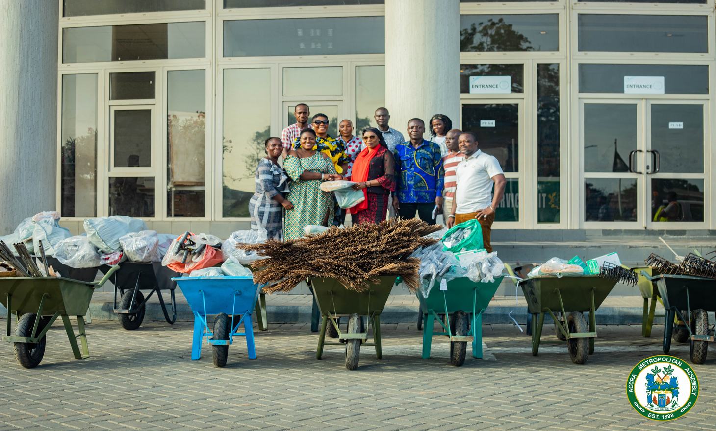 AMA - AMA@ 125: Mayor of Accra supports sub-metros with sanitation ...